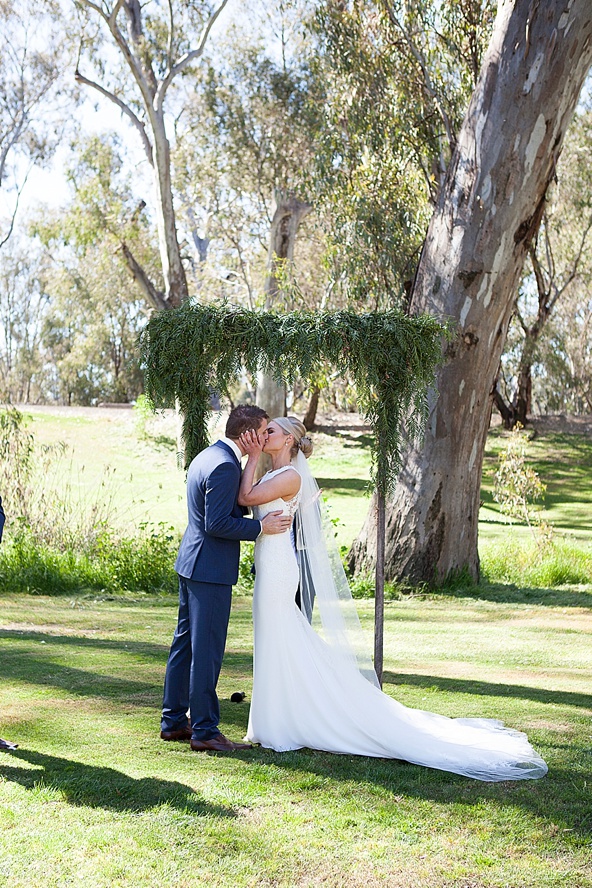 Kim + Leigh's Echuca Wedding | Leah Ladson Photography & Design
